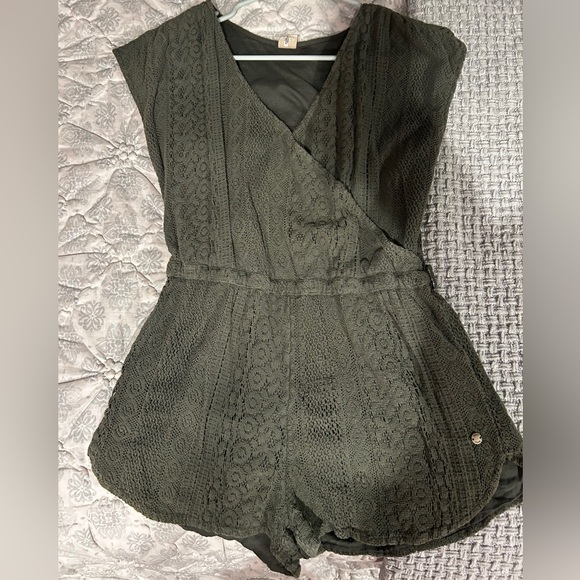 Pants & Jumpsuits | Green Roxy Romper | Poshmark